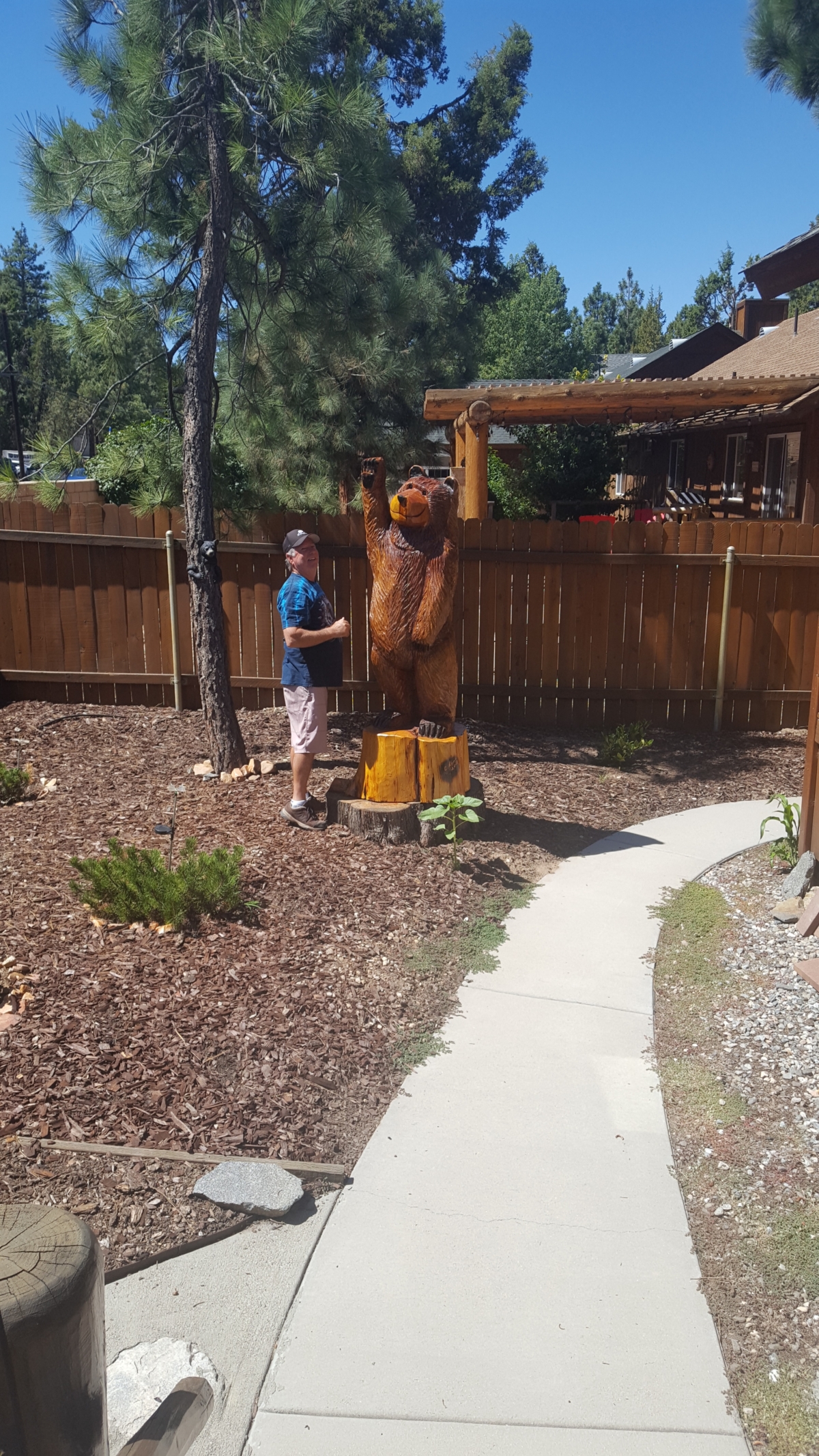 Halloways – Big Bear – September 2019 – EL KONEJO KAMPERS
